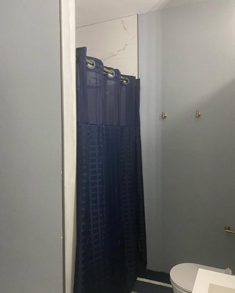 Hookless Website: Innovative Hook-Free Shower Curtains